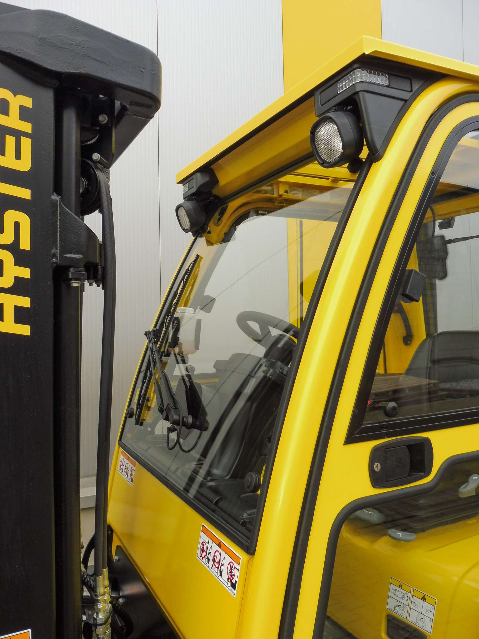 Hyster H2.0-3.5FT - Henmar